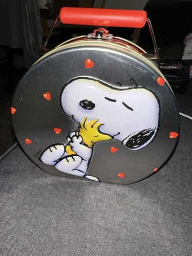 Peanuts Trinket Round Tin, Snoopy And Woodstock 3 D Design On Front 6.5 ...