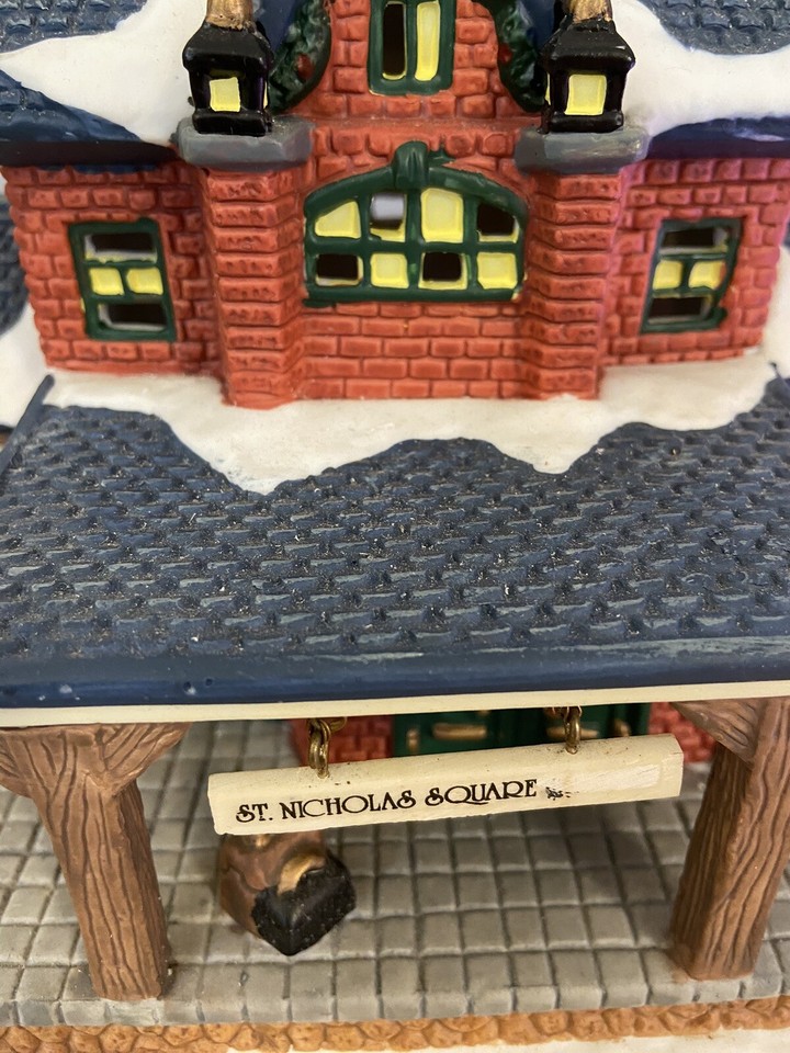 1999 ST NICHOLAS SQUARE Village Collection SQUARE STATION Holiday ...