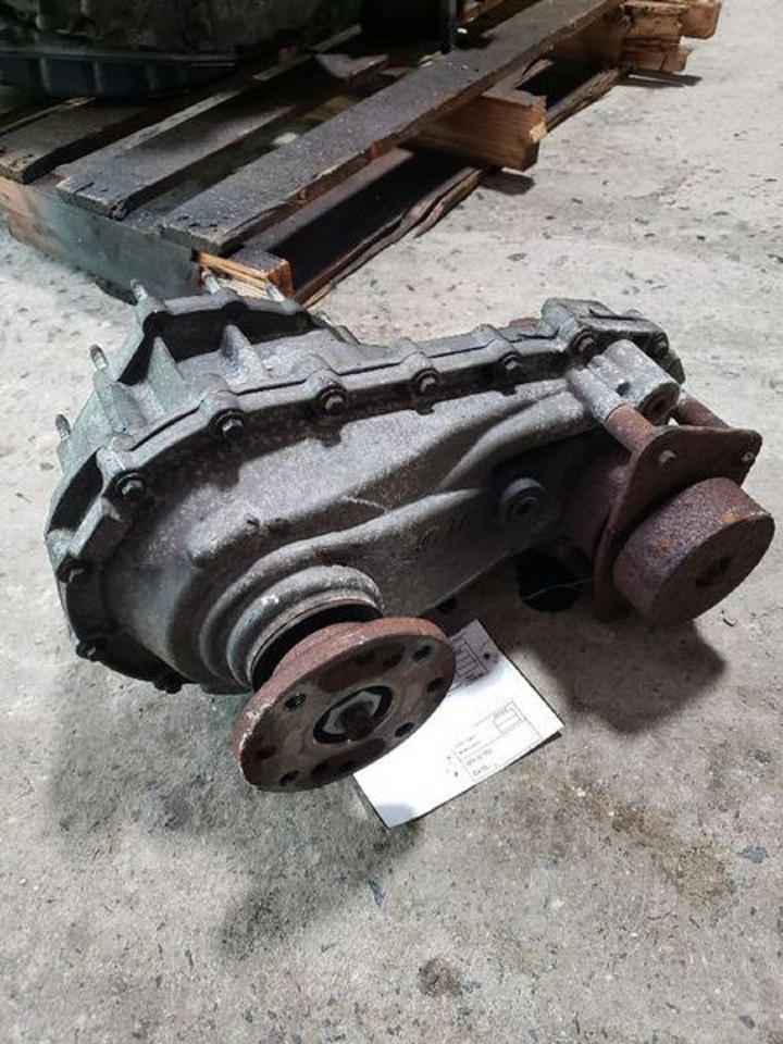 2005-2008 Jeep Grand Cherokee 3.7L Transfer Case Assembly NV140 AWD | eBay