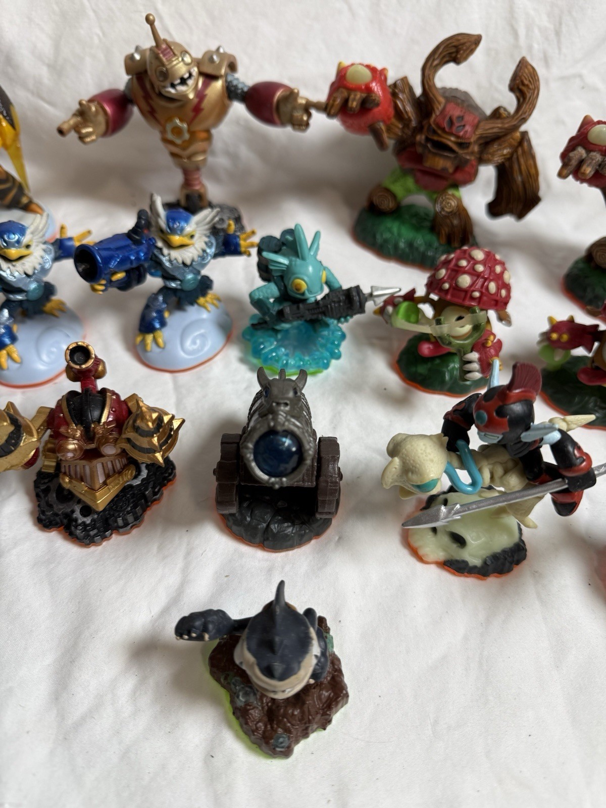 Skylanders Lot 21 Figures Plus 3 Games Giants Wii Xbox 360 Starter ...