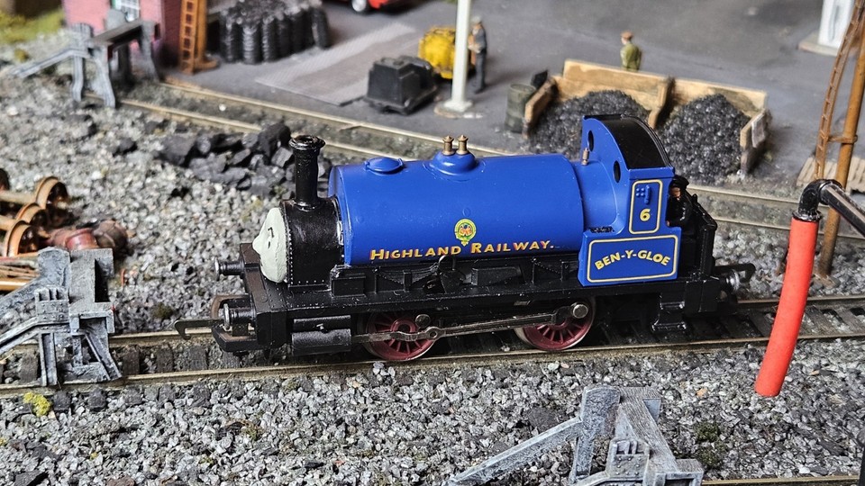Hornby 00 Gauge Thomas & Friends CUSTOM 'Ben-y-Gloe' N° 6 0-4-0 | eBay UK