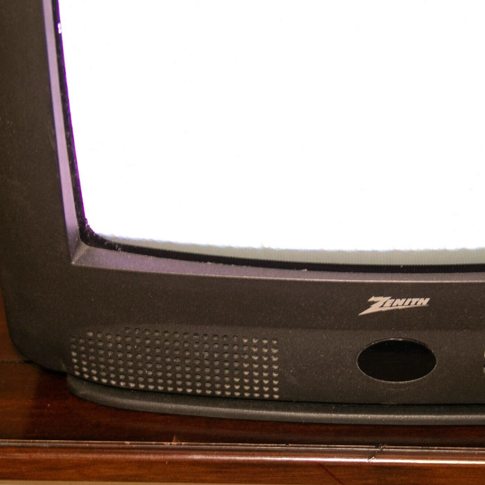 Zenith CRT TV 13 Inch SY1324S 1996 Retro Gaming Monitor RF Input Only ...