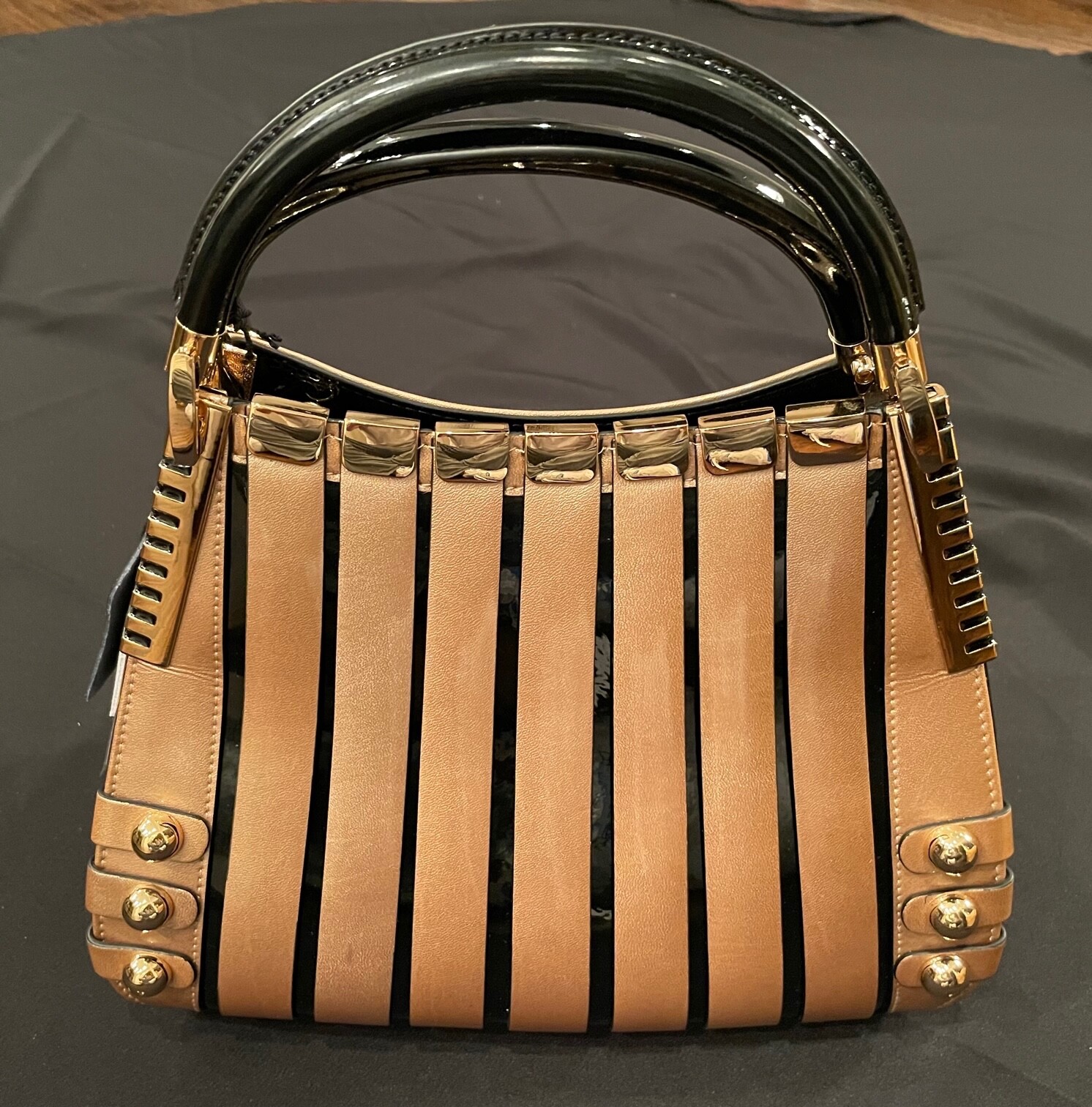 Bravo Beverly Hills Collection Handbag NWT Champagne & Black Patent ...