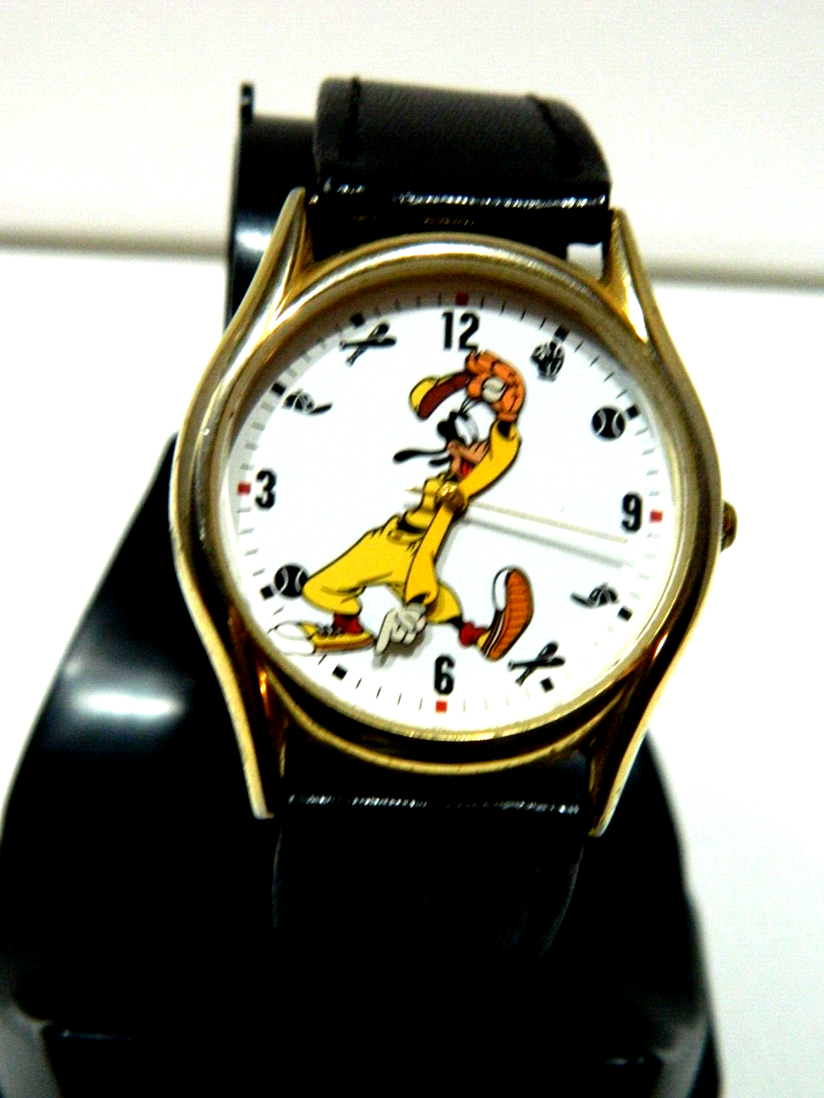 Unisex Disney Goofy BASEBALL BACKWARDS Watch Retired (BOX 136) | eBay