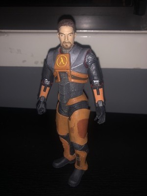 NECA Half Life 2 Dr. Gordon Freeman figure | eBay