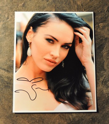 MEGAN FOX ~ ORIGINAL HAND SIGNED / AUTOGRAPHED 8x10 PHOTO w/COA MINT! 3 ...