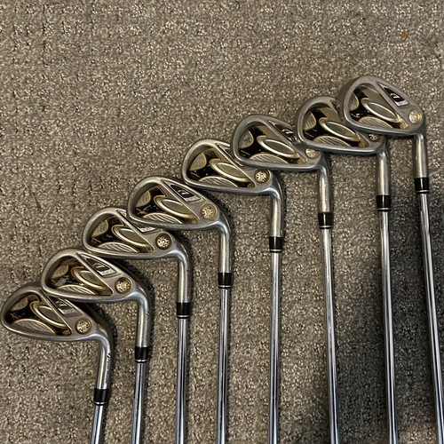 TaylorMade r7 Iron set of 8 4-PW-SW Steel Shaft Flex Regular Right ...