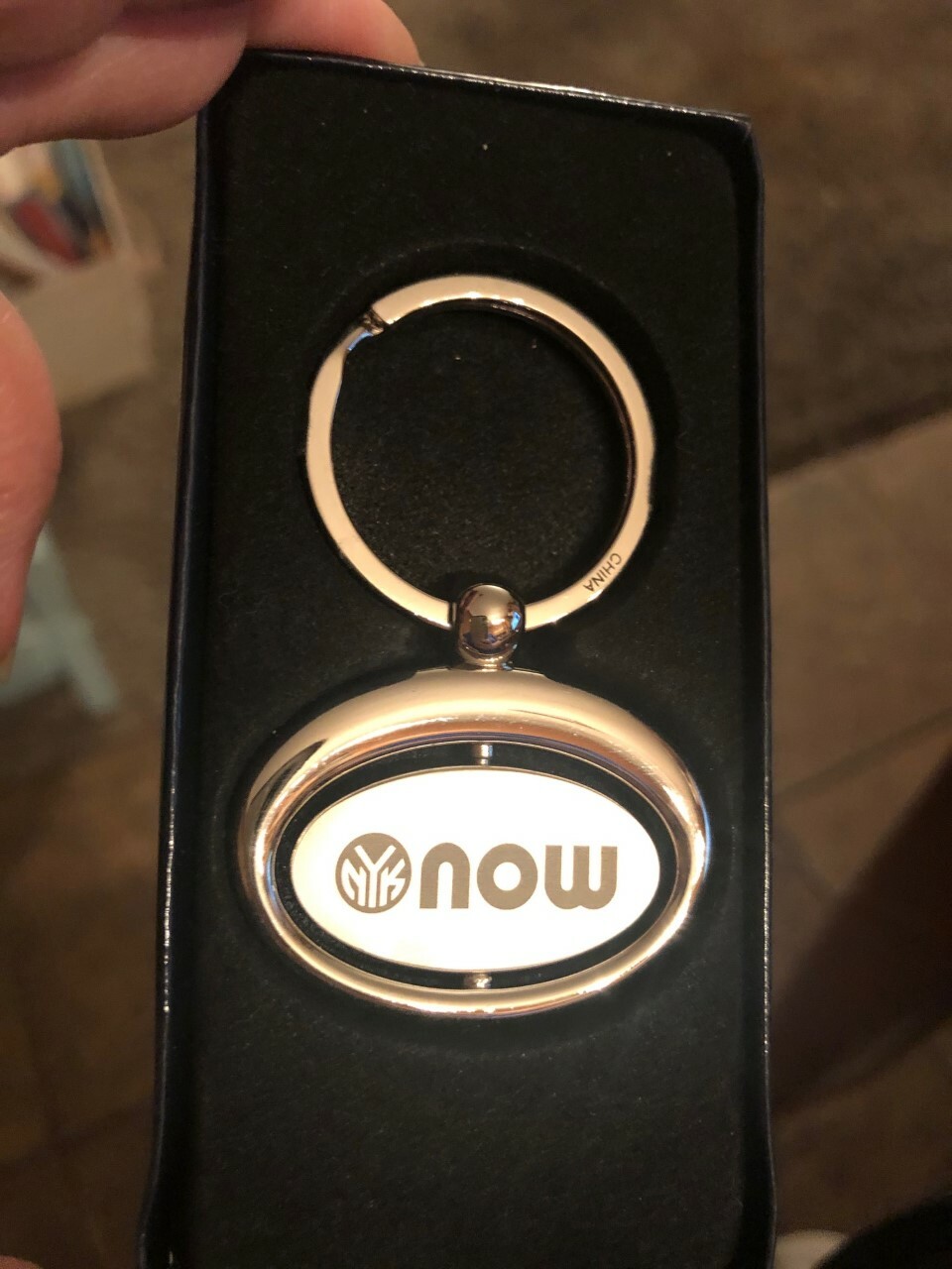 New York KNICKS "NOW" SILVER KeY CHAIN | eBay