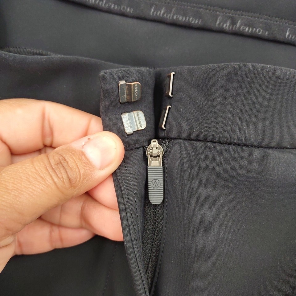 Lululemon On The Move Pants Black Size 8 Logo Zip Pockets Ankle Mid ...