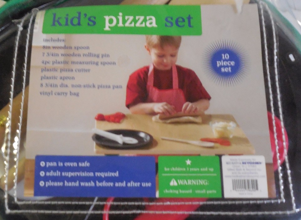 Kids Pizza Set 10 Piece Set New in Package Bed Bath And Beyond Ages 3 ...