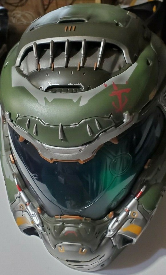 Doom Eternal Collector's Edition Doom Slayer Wearable HELMET ONLY ...