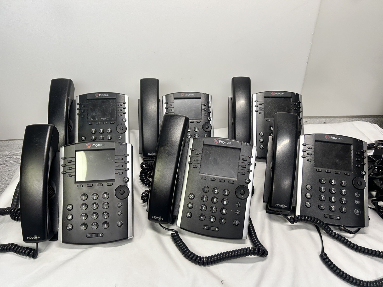 Lot of 6 Polycom VVX401 2201-48400-001 PoE Phone VOIP Business ...