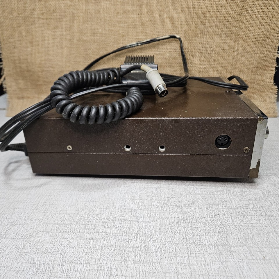 Realistic TRC-48 23 Channel SSB-AM CB Transceiver Typ 21-150 Base ...