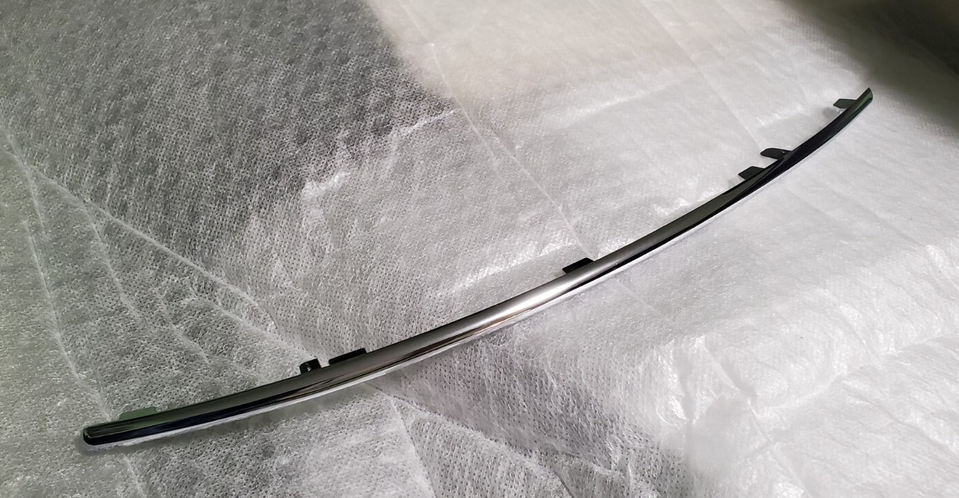 OEM Trim Molding (212-885-29-21) for 2014-2016 Mercedes-Benz 2128852921 ...