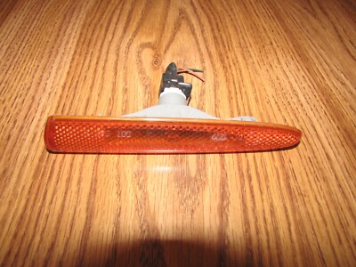 2004-2005 Jaguar XJ8 XJR Vanden Plas FENDER OEM LH Driver Side Marker ...