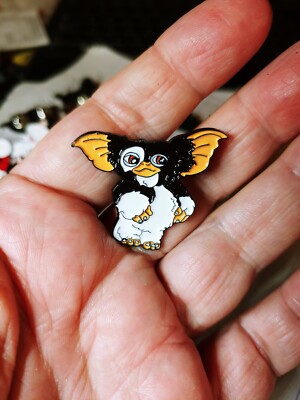 enamel pin funny gremlin | eBay
