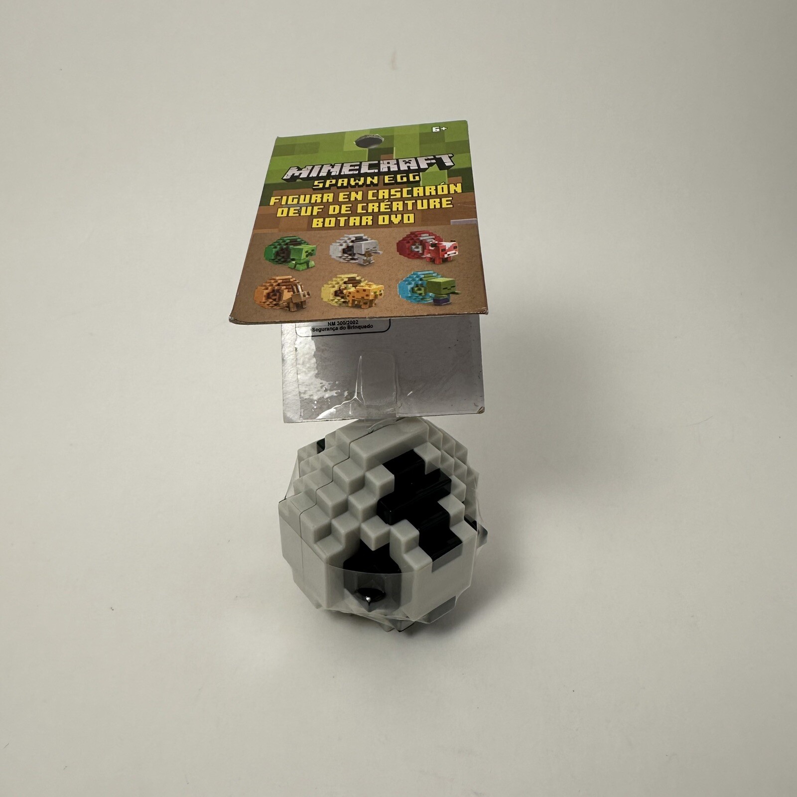 Mattel Mojang Minecraft Spawn Egg with Mini Figure Inside: Gray Egg ...