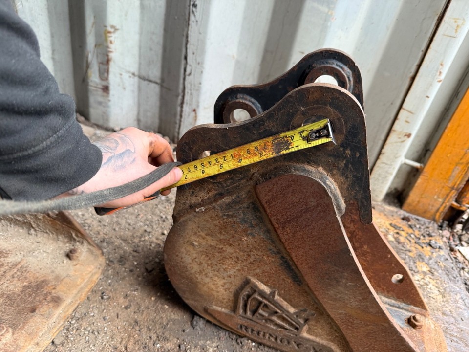 mini digger bucket 30mm pins | eBay UK