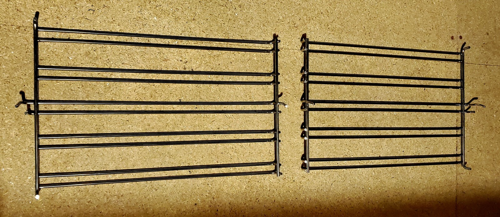 AEG Oven shelf support rails Genuine B2100-5 Left and right sides | eBay UK