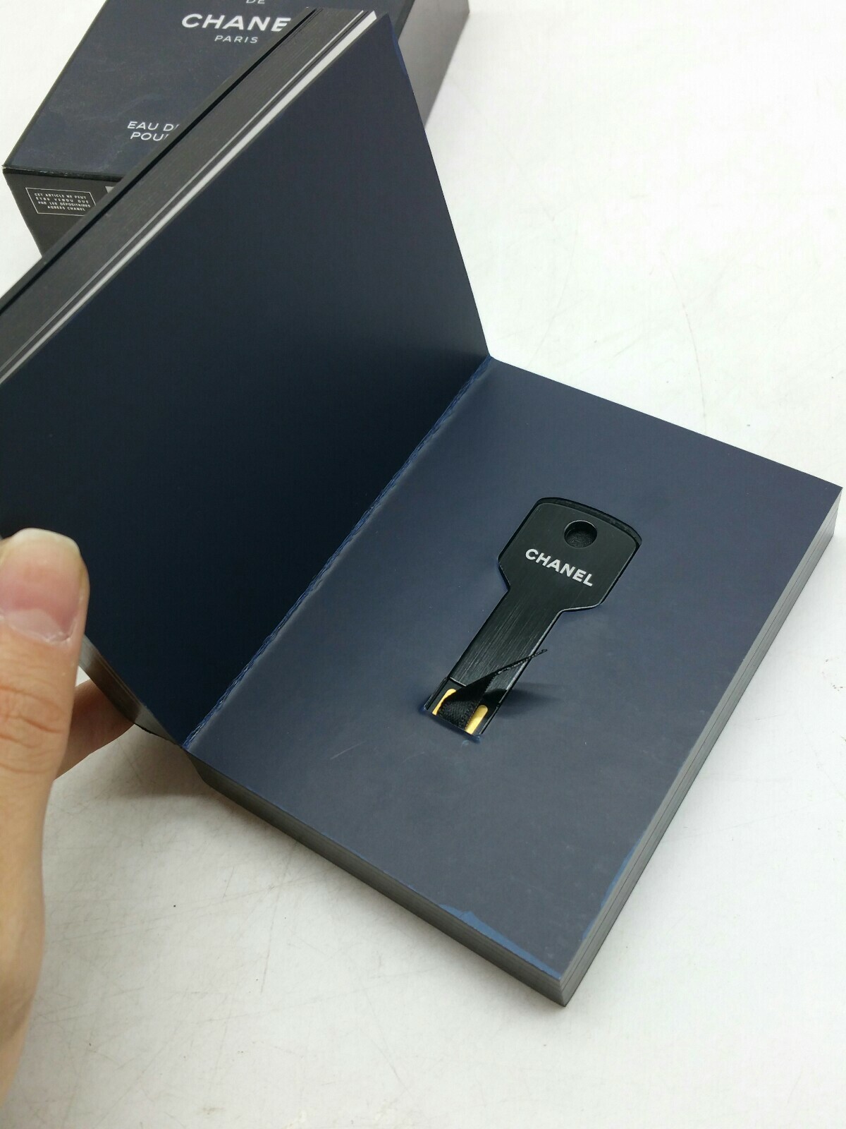 Bleu De Chanel Paris USB Keychain Booklet NIB J3 | eBay