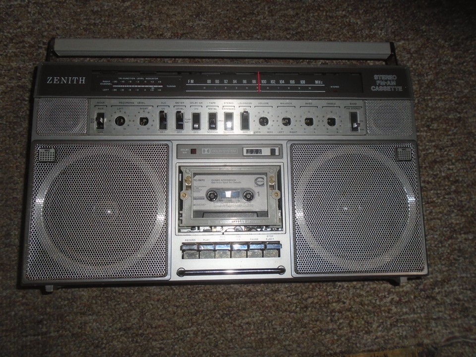 Vintage Zenith R99 AM/FM Cassette Recorder Boombox PARTS/REPAIR ONLY | eBay