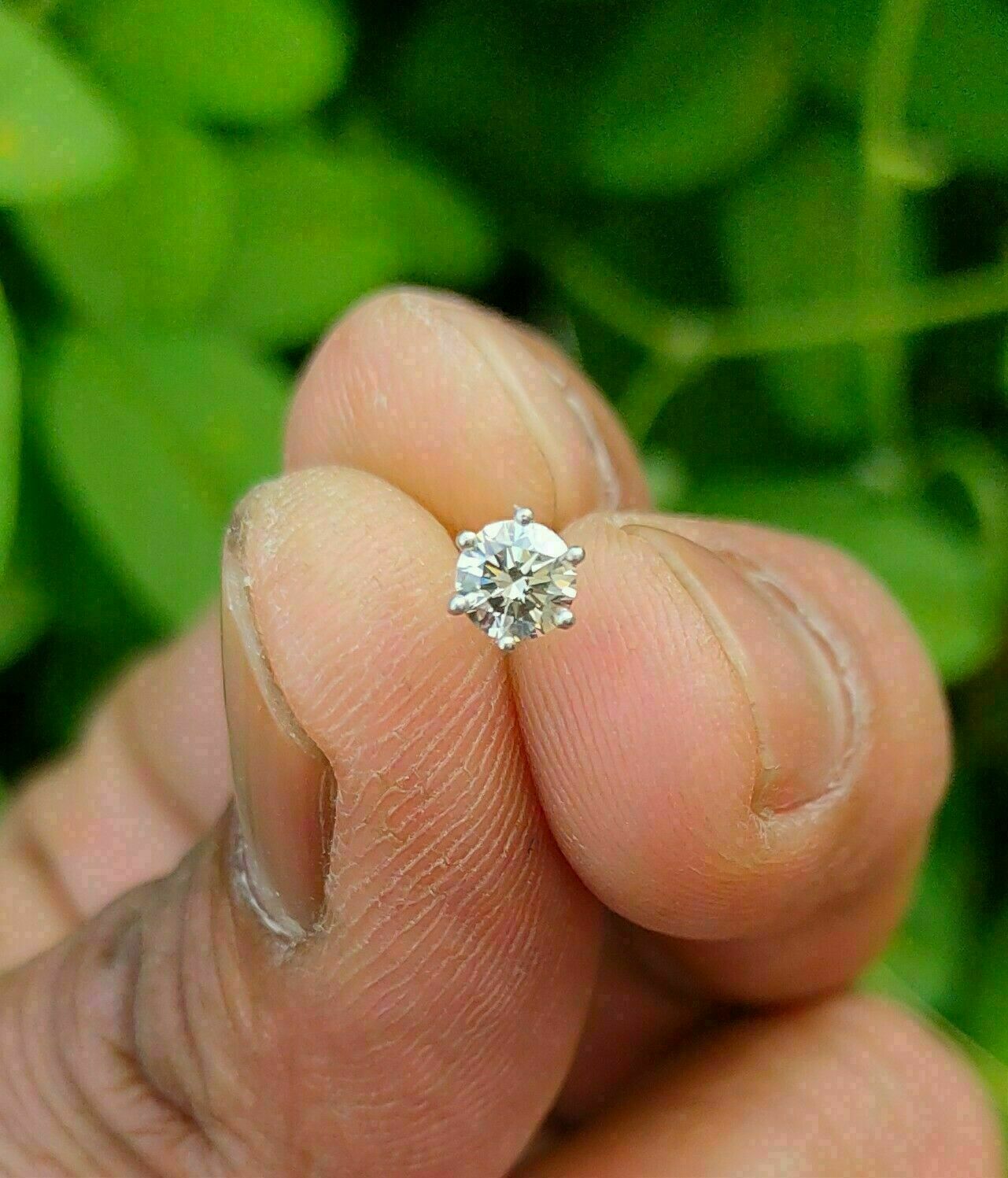 Diamond Nose Pin Single Stone