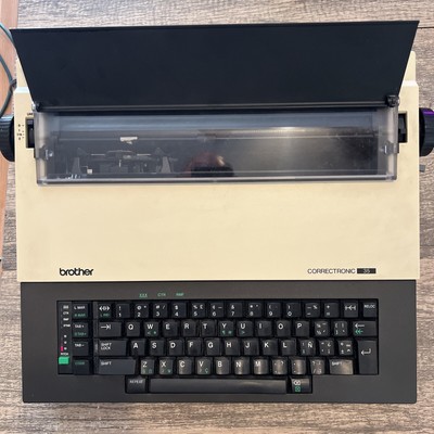 Typewriters & Word Processors - Brother Electronic Typewriter Model