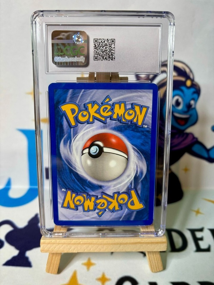 Pokemon Aerodactyl skyridge eng CGC 8 #1 (no holo box fossil Crystal ...