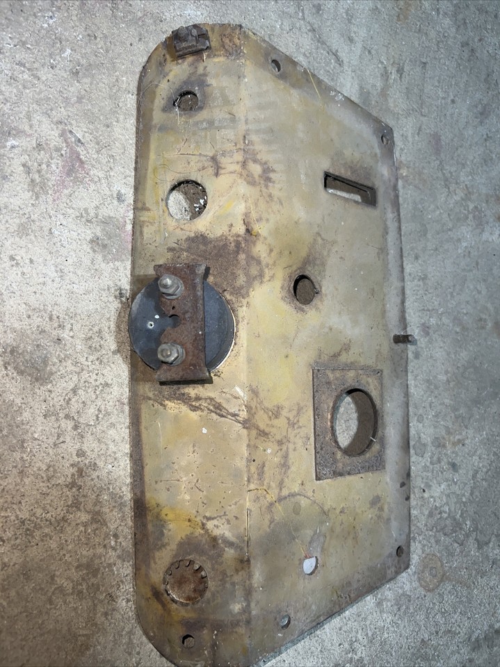 IHC Cub Low Boy 154 Dash | eBay