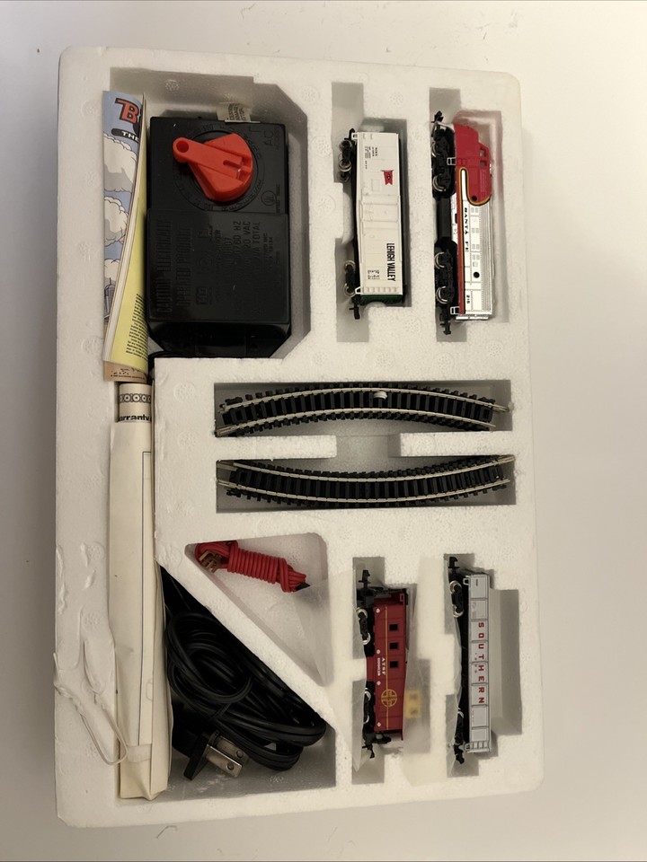N Gauge Silver Chief Train Set | eBay