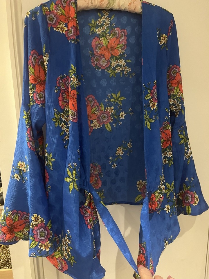 Ladies Blue Pattern Wrap Around Top From Very Size 16 | eBay UK
