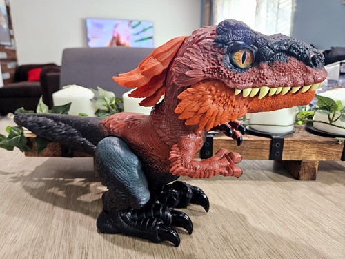 Mattel - Jurassic World Dominion Uncaged Ultimate Pyroraptor - GYW89 ...