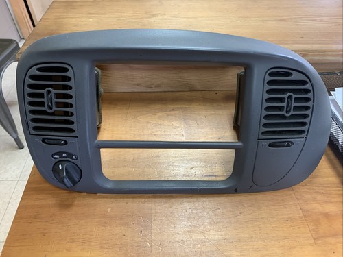 97-03 Ford F150 Expedition Center Dash Radio Climate BEZEL Trim Panel ...