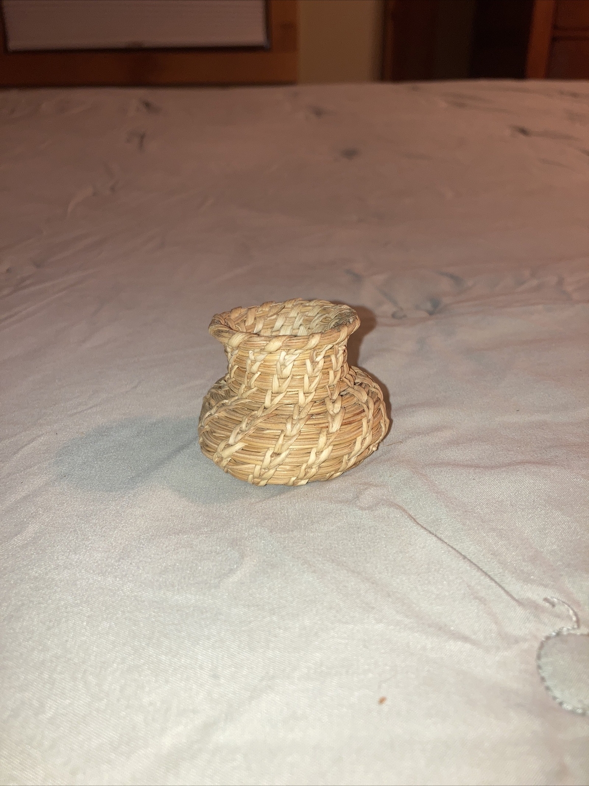 Authentic Mini Native American Indian Basket Mohawk Abenaki Sweet Grass ...