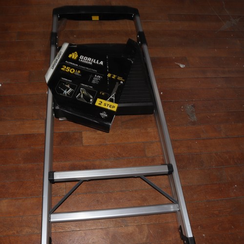 Gorilla Ladders 2-Step Stool Ladder Type Duty Rating Aluminum 250 Lbs ...