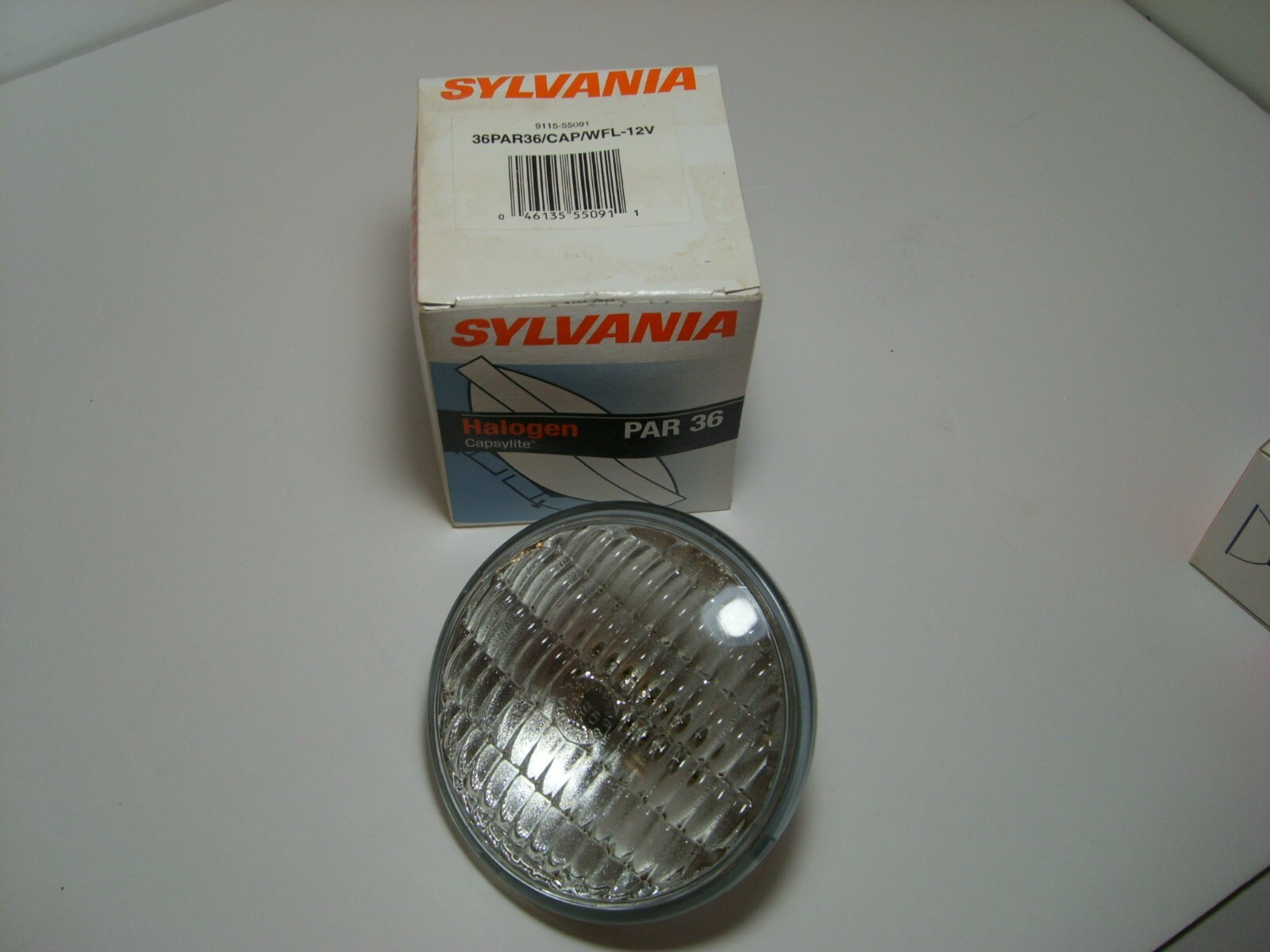 Sylvania Par 36 Lamp (36PAR36/CAPWFL-12V)