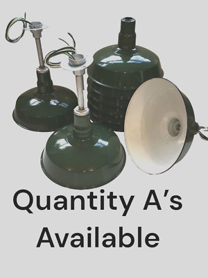(1) Ivanhoe 14" Porcelain Green Barn Industrial Warehouse Light Enamel ...