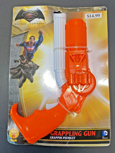 NEW DC Batman vs Superman Grappling Play Gun Dress Up Costume Toy ...