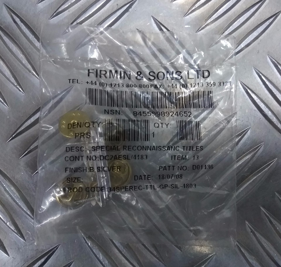 Genuine British "SRR" Special Reconnaissance Regt Shoulder Title Badges ...