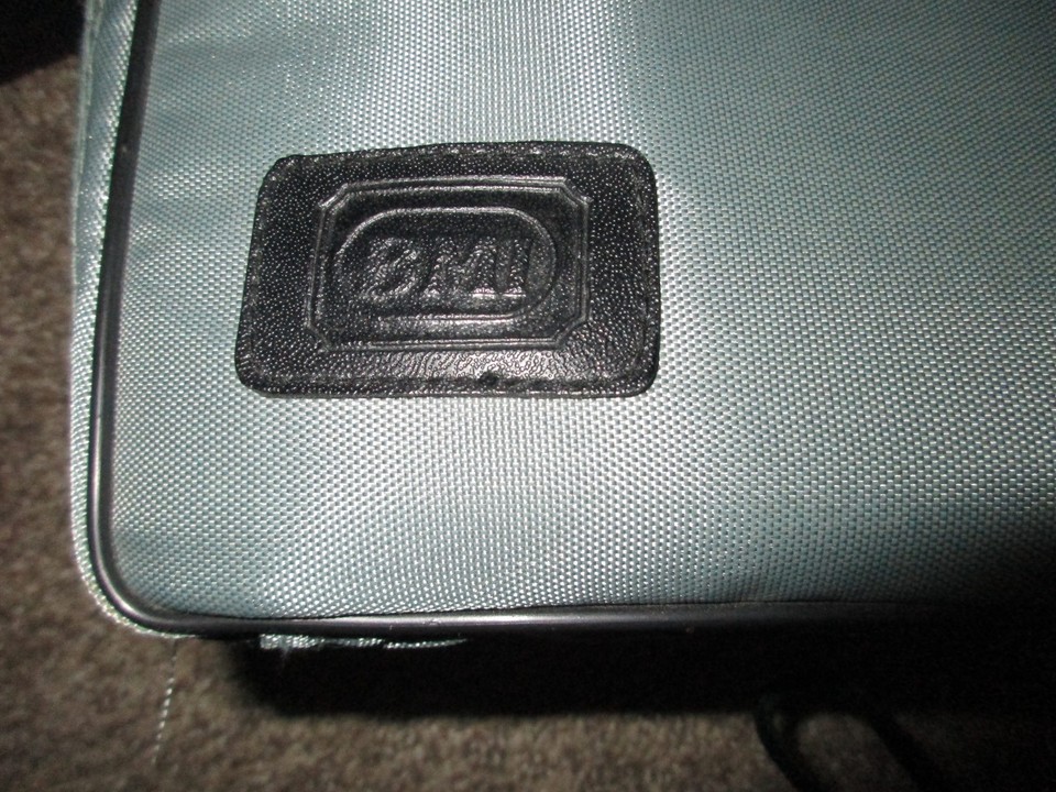 BMI 30 Compact Disc CD Carrying Case Holder Organizer | eBay