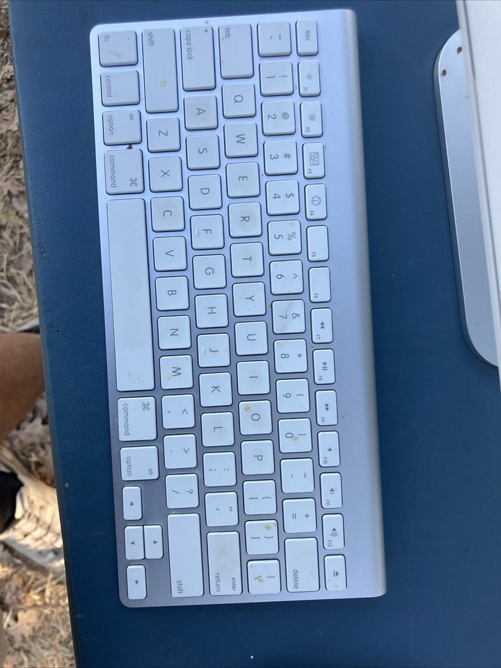 VTG 2005 Apple iMac PowerPC G5 20" Model A1145 1.5 GB RAM W Original ...