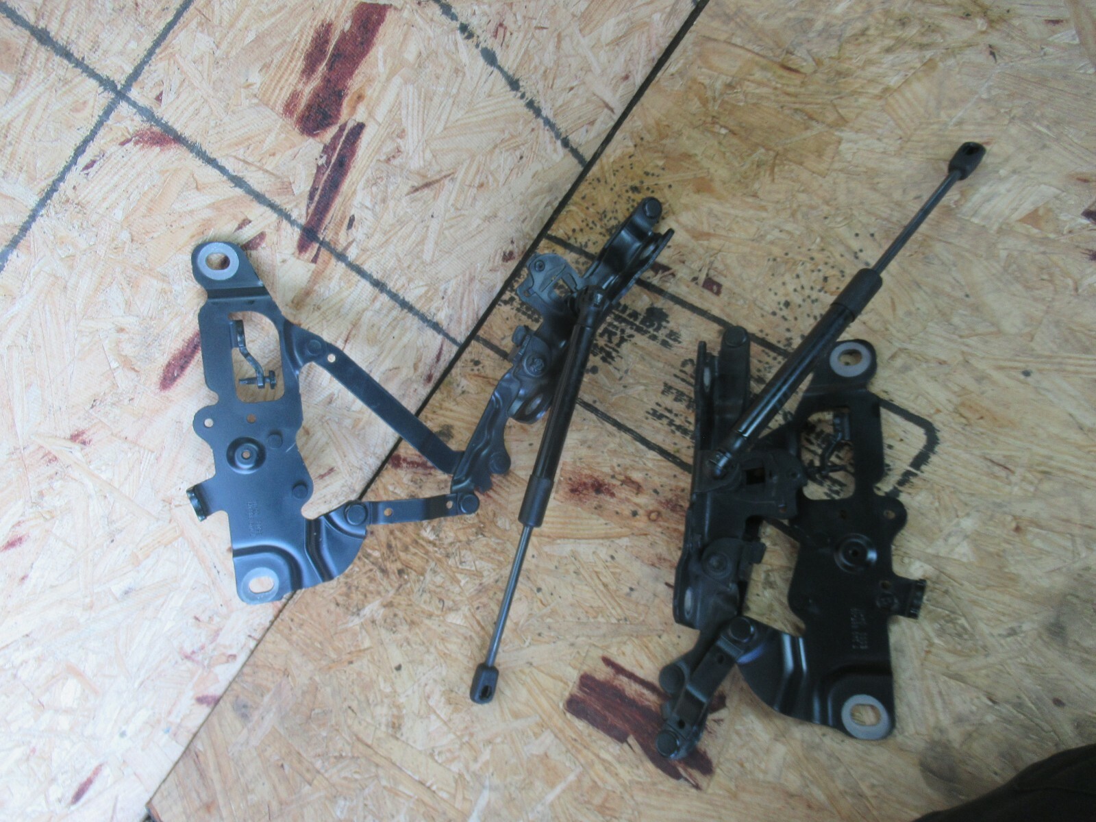 Front Hood Hinges Hinge Set Shock OEM BMW F10 550i 535i 528i | eBay