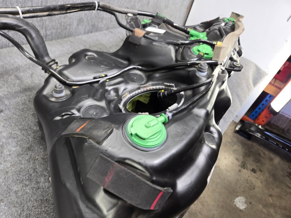 Fuel Gas Reservoir Tank Assembly Mercedes W206 C43 C200 C300 2k oem | eBay