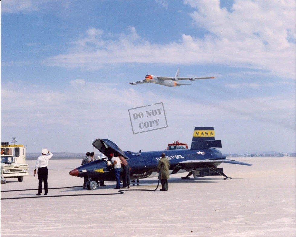 By Nasa Rocket Planes