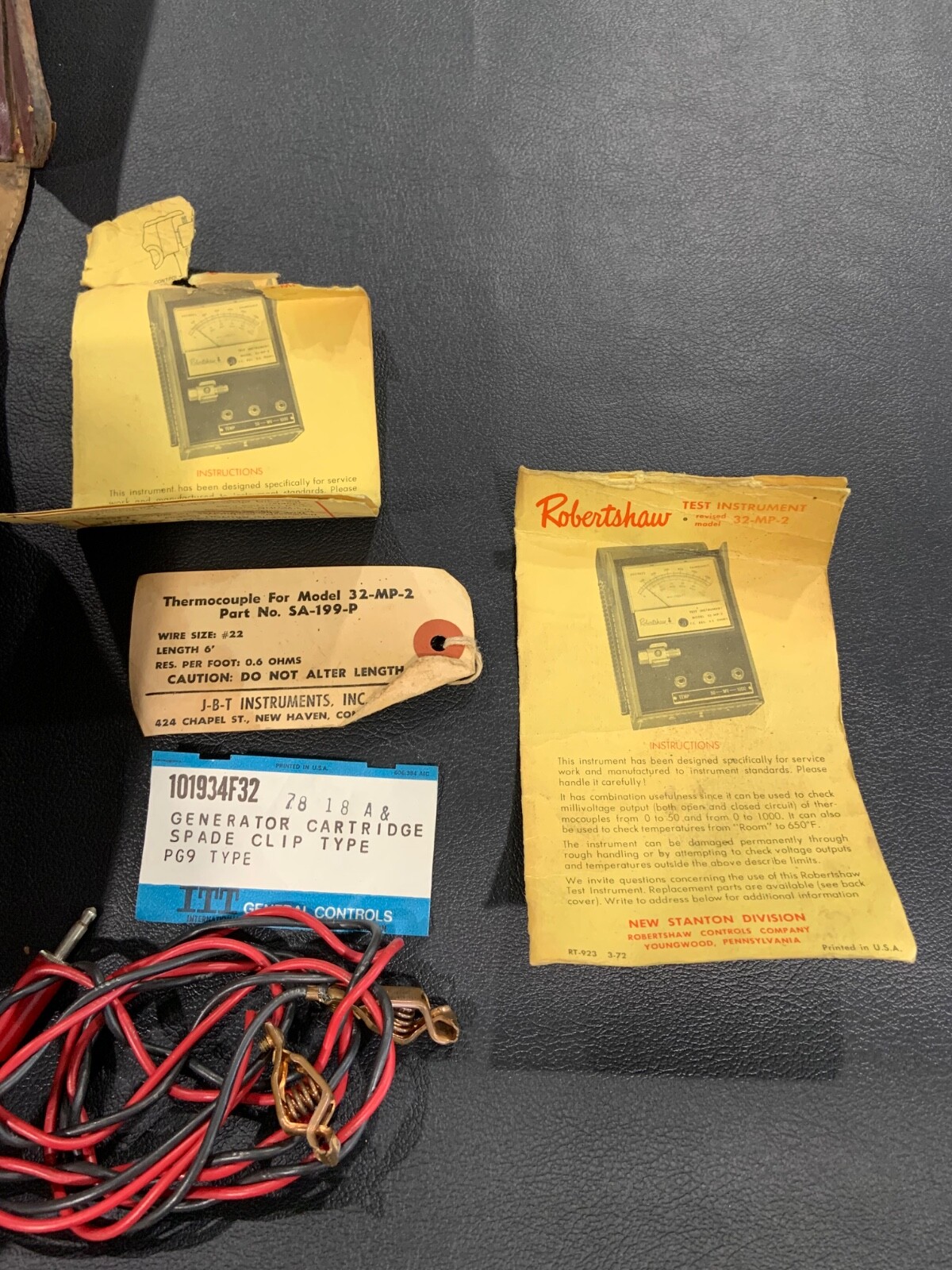 Vintage Robertshaw Model 32-MP-2 Test Instrument / Meter case | eBay