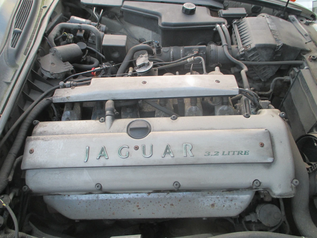 Jaguar X300 Engine