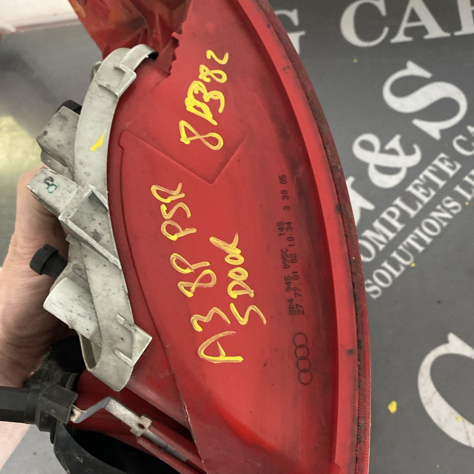 Audi A3 Rear Light 8p3 Sportback Models Passenger Side 8p4 945 095 C ...