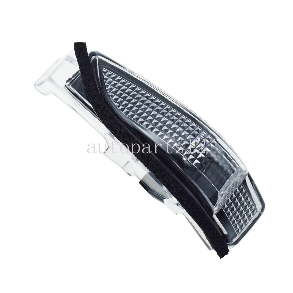 Right Side Rearview Mirror Turn Signal Lamp 8173102120 For Toyota C-HR ...