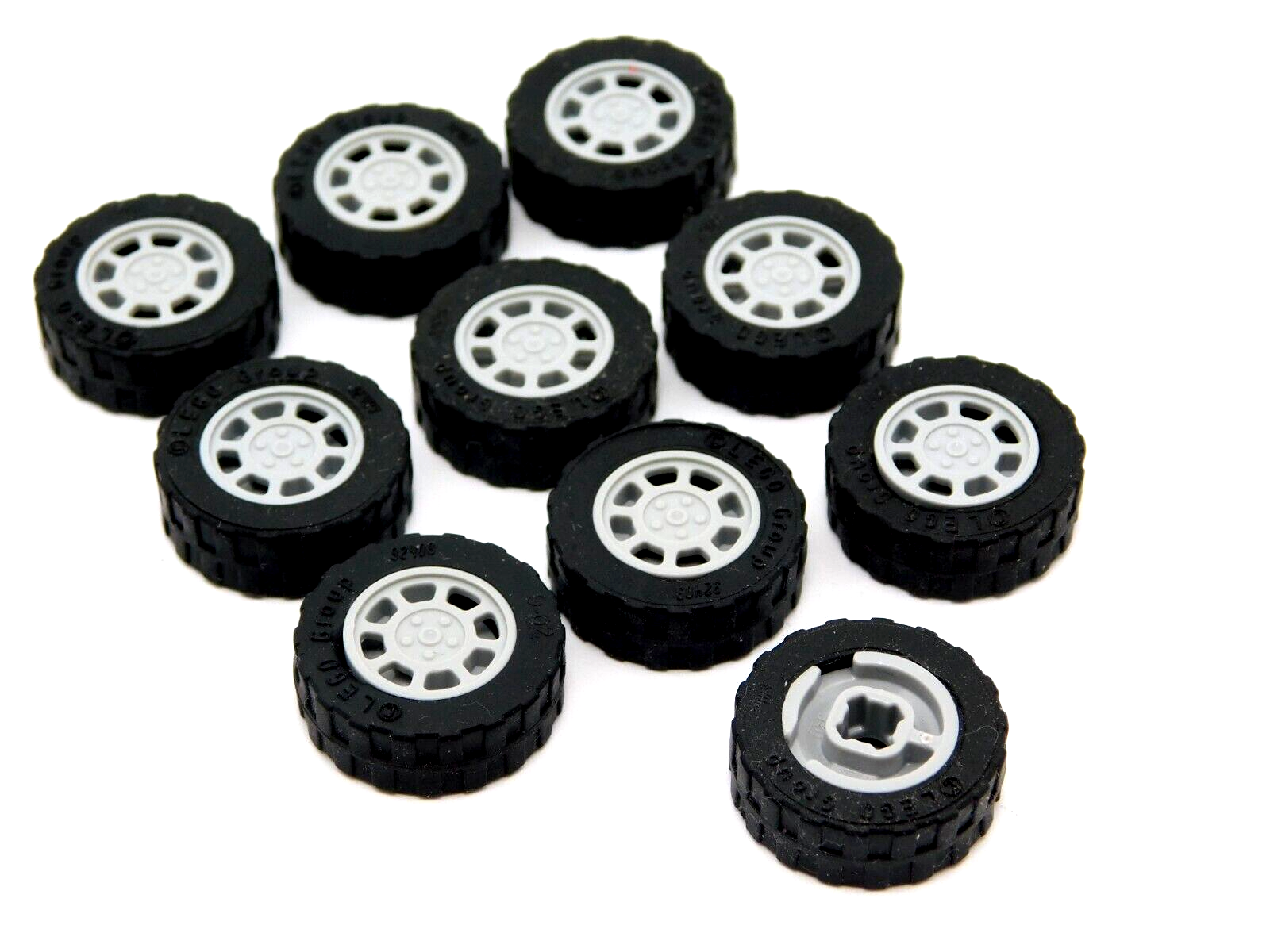 10 LEGO Tire / Tyre 17.6 x 6.24 Wheel Light Bluish Grey Rims Spokes ...