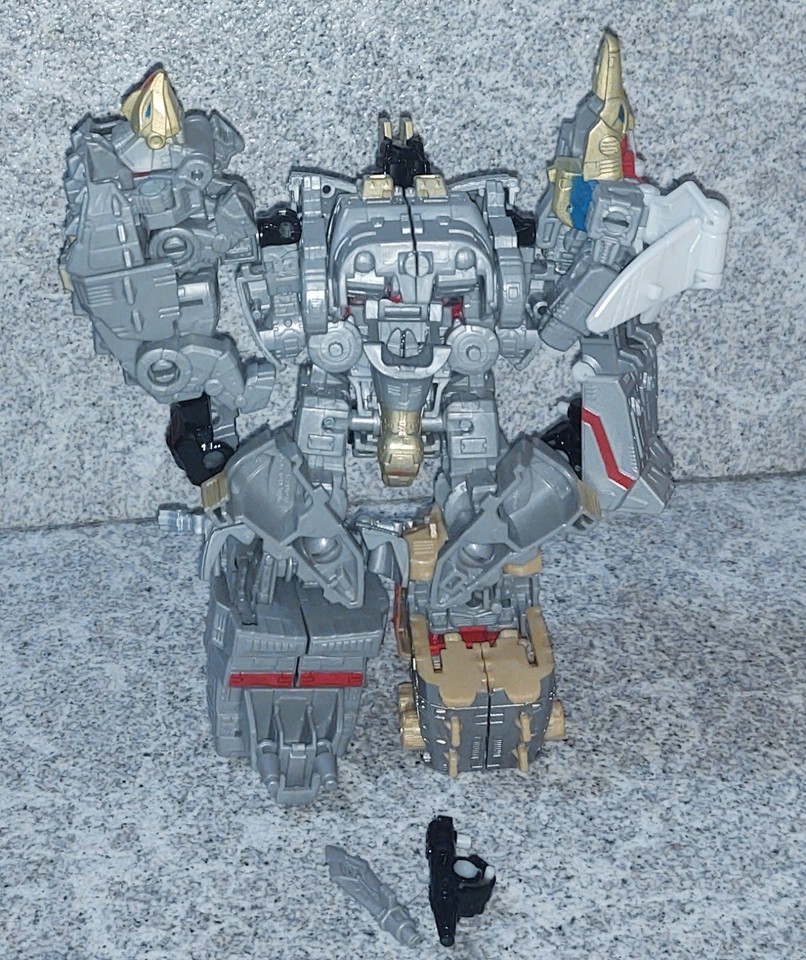 Transformers Legacy Core Class VOLCANICUS Dinobots Combiner Evolution ...